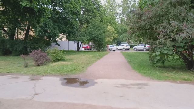 Комсомольская площадь, м. Кировский завод