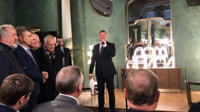 Открытие Дома Книги в Петербурге: начало церемонии открытия.