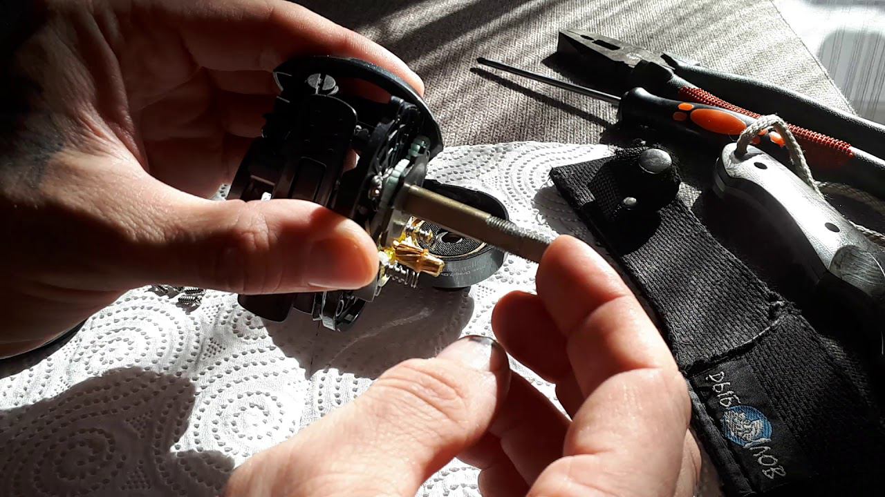 Ответ на комментарий "люфт оси" катушки Falcon SeaKnight