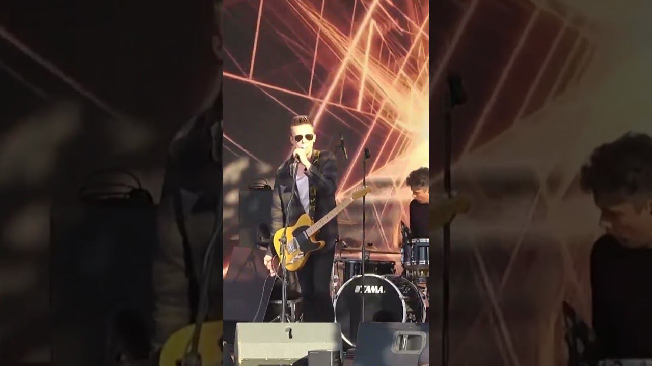 Кавер-группа Наши люди на ХлыновФесте