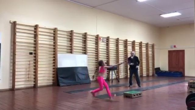 Обучение быстрому возврату из позиции удара.