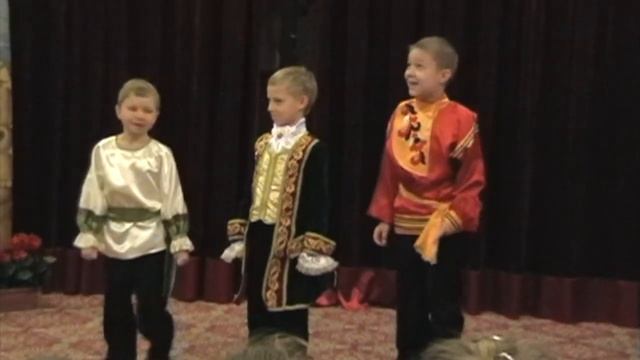 Театрализованное представление в подготовительной группе детского сада. Сказка Аленький цветочек.