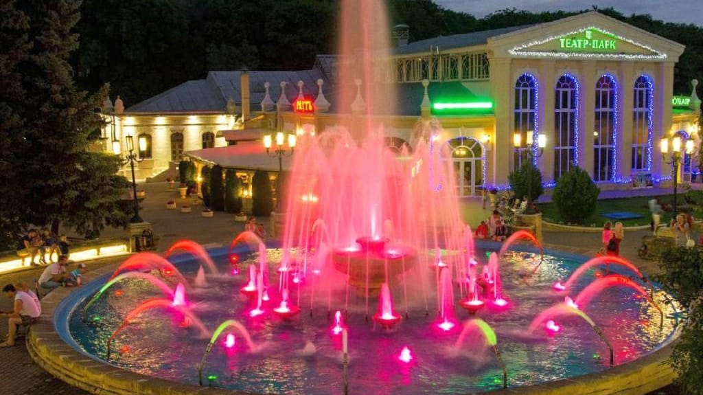 ГОРОД - КУРОРТ  ЕССЕНТУКИ...