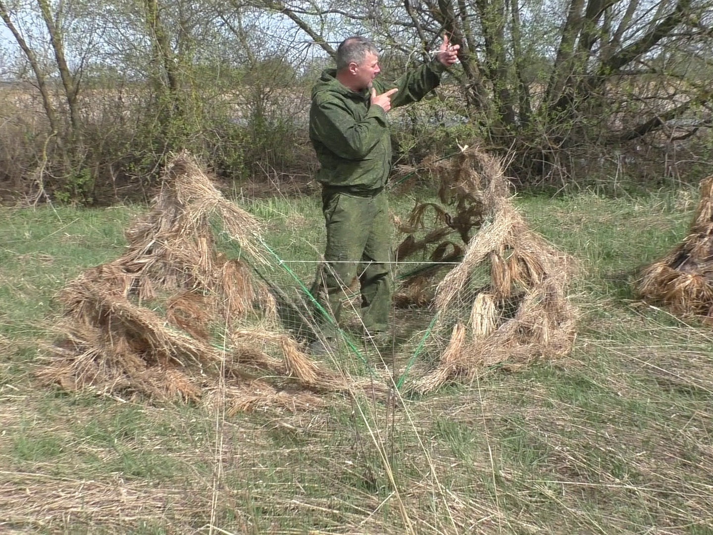 Обзор самодельных скрадков для охоты на гуся и утку с материалом и без, а также их транспортировка.