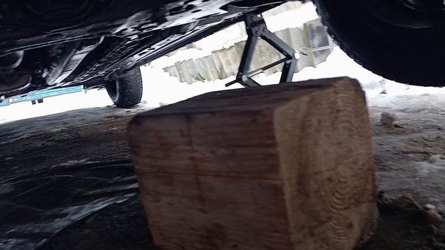 Замена нижней подушки двигателя Киа Рио 4