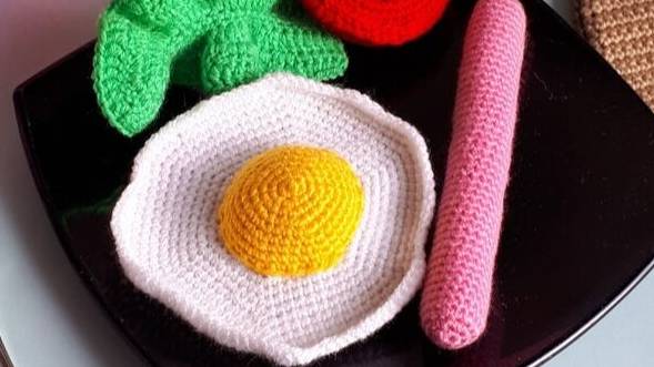 Яичница крючком. Как связать яичницу.