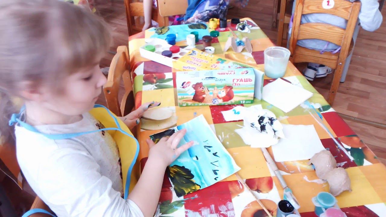 "Картина для мамы" , воспитатель Калашникова Ю.Н.