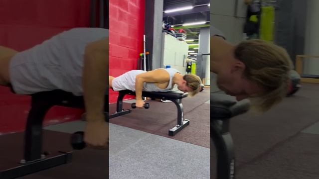 Разгибание предплечья лежа на скамье