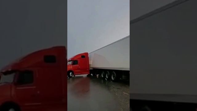 Смотри и учись.