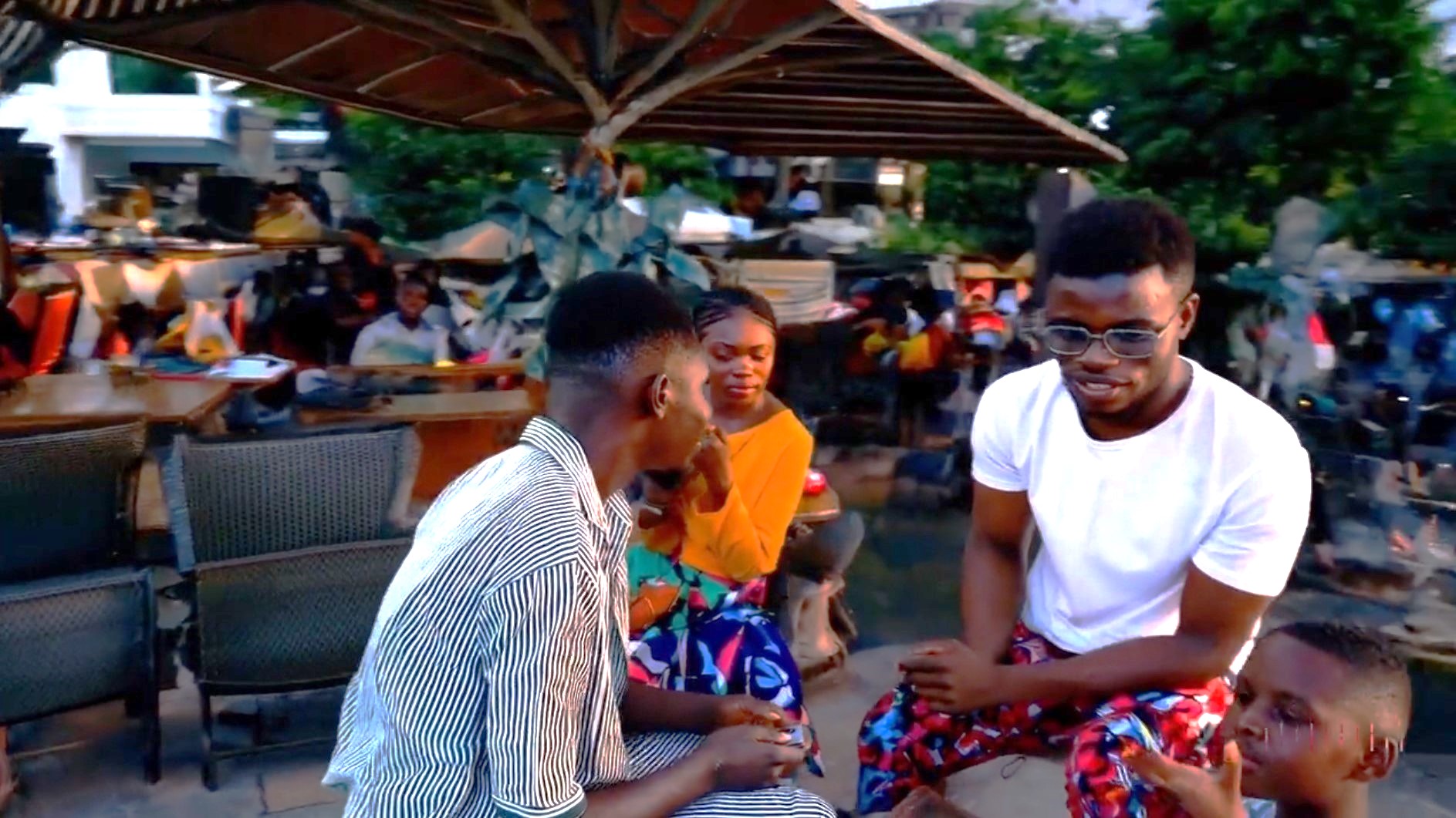 Sora - нейросеть для создания видеороликов (демо)