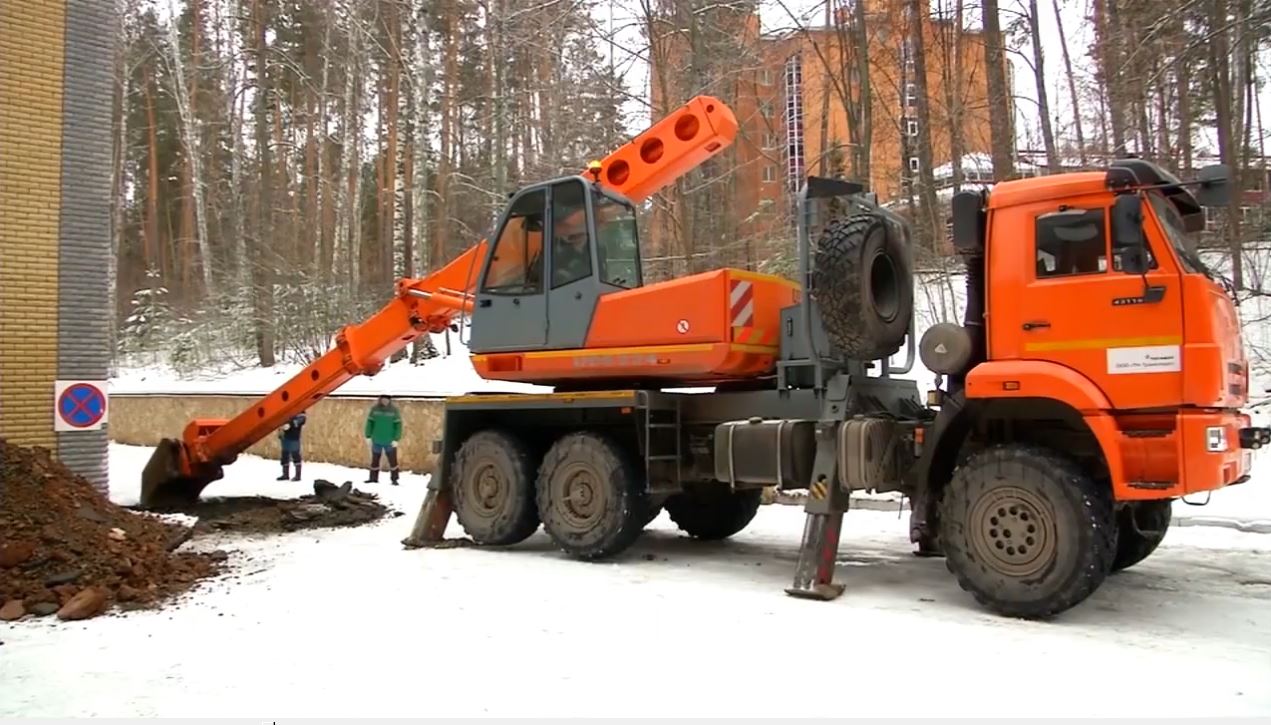 Опытная эксплуатация экскаватора-планировщика UDS-224 компанией ТАТНЕФТЬ.