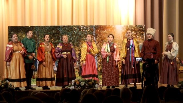 Концерт народных коллективов на большой сцене Магнитогорской консерватории им. М.И. Глинки.