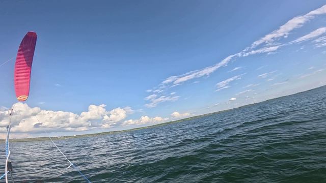 Повороты на гидрофойле в лайтвинд POV