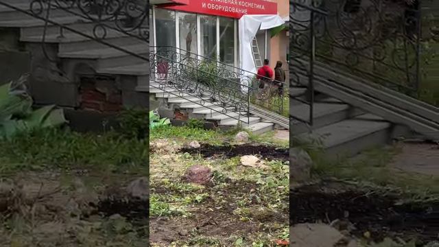 Почему вырубают деревья без  разрешения жителей в Уфе?  2024-08-13 время 10.41.45