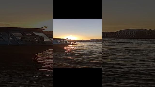 ПЛЫВЕМ ПО НЕВЕ , РЕЧНАЯ ПРОГУЛКА , ПО РЕКАМ И КАНАЛАМ СПБ , ЭТО ПИТЕР ДЕТКА , ТИПИЧНЫЙ ПИТЕР , ЛЕТО