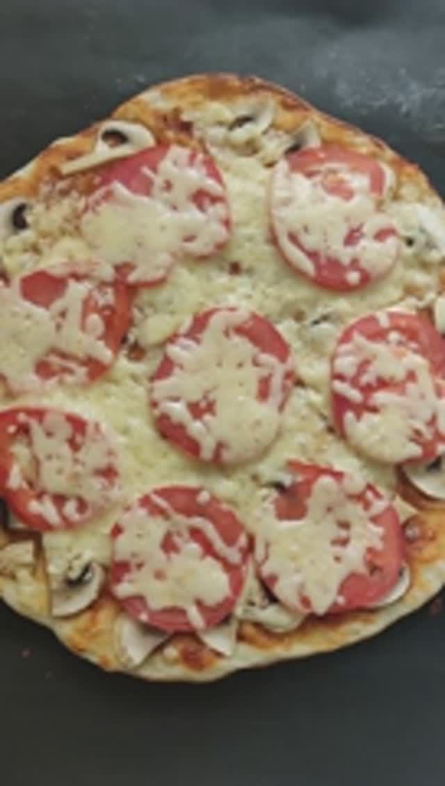 Пицца с грибами