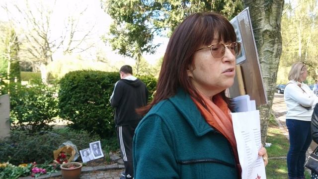 Светлана Леончук о героях войны. 9 Мая 2021, на могилах Советских солдат, Орхус, Дания