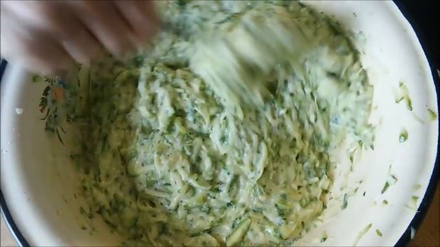 Рулет из кабачка