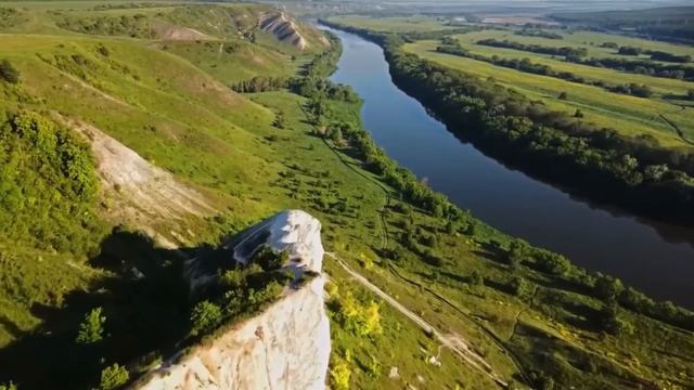 УЛЕТАЙ на крыльях ветра НА ДРЕВНЕМ русском _ кавер Романа Боброва