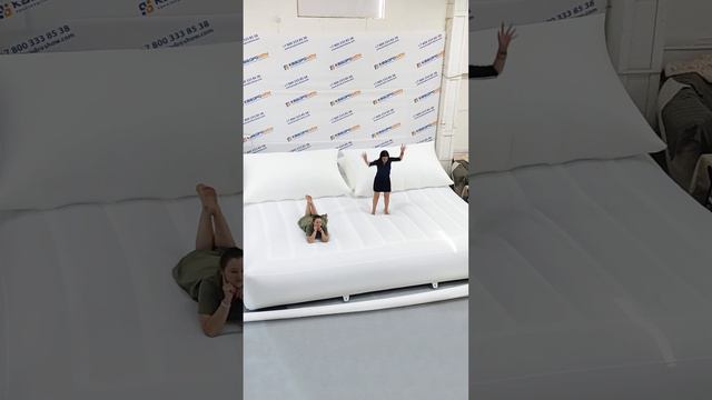 Надувная кровать поражает своими размерами!
#кровать #большаякровать #надувнаякровать #квадрошоу