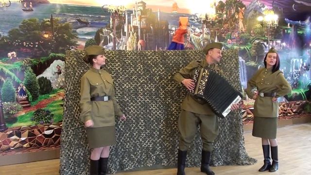 Поздравление театра кукол