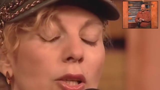 Джемма Халид  Купите папиросы.