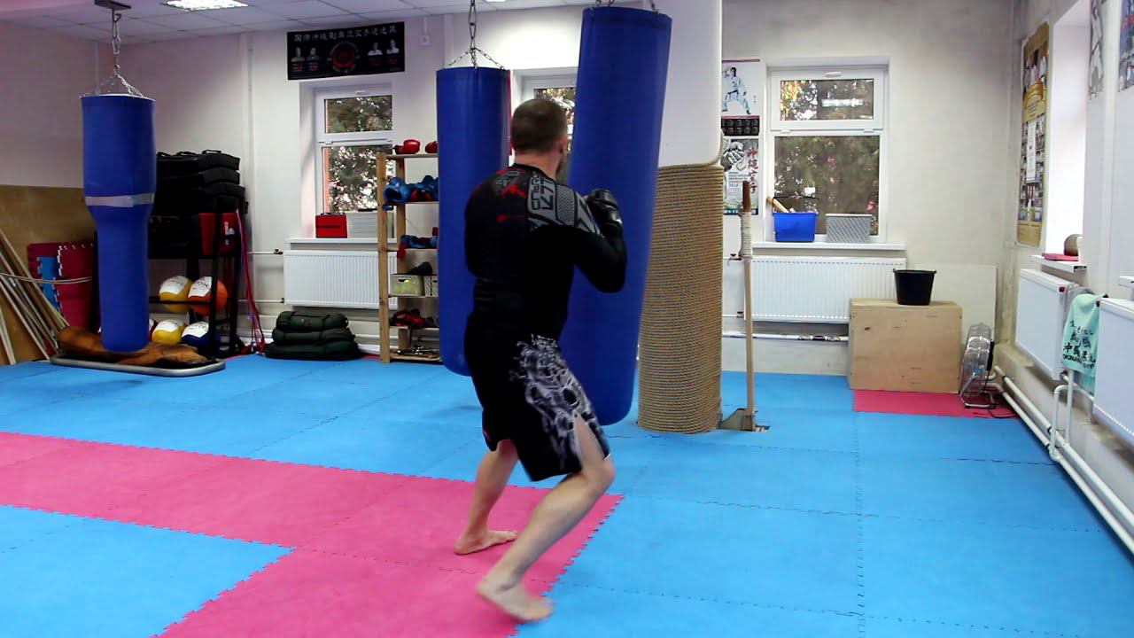 Из архива. Видео зарисовка тренировки с мешком.  Сенсей Александр Гриб