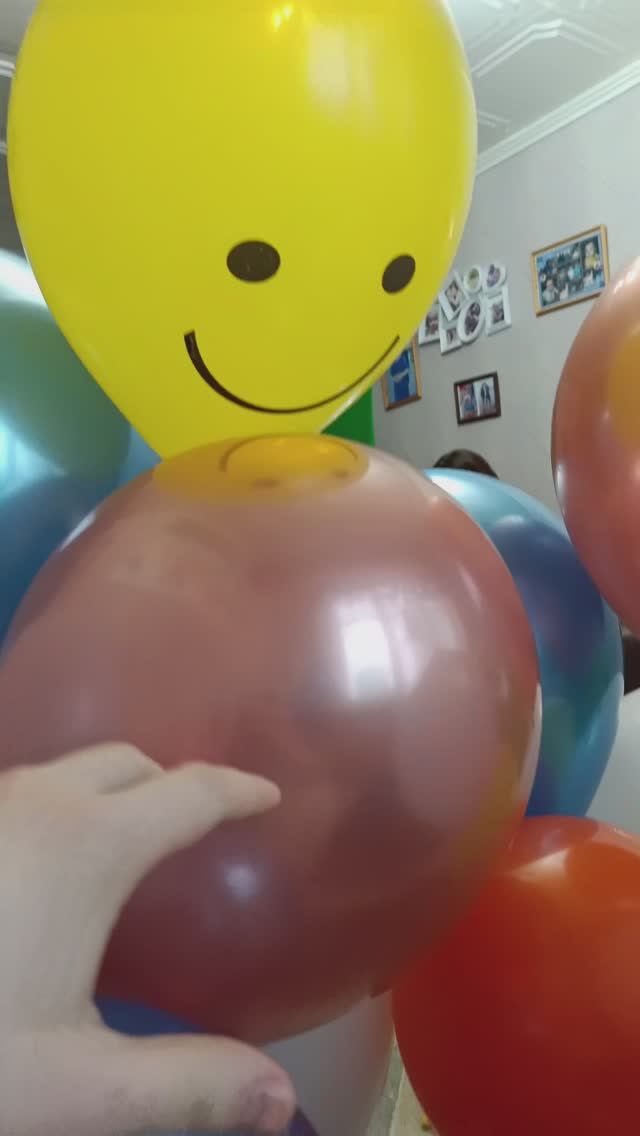 ВНИМАНИЕ!!! ШАРОВИДНЫЙ МОНСТР В ЛЕСУ ШАРОВ