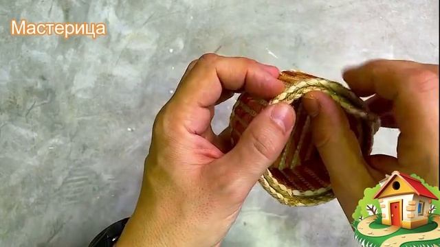 Как только зайду в магазин,то сразу скупаю яркие коврики для ванной,чтобы сделать из них красивые ве