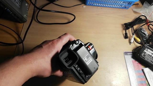 Артефакт из ранних нулевых. Видеокамера samsung VP-70W. Обзор и перспективы использования в 2021 год
