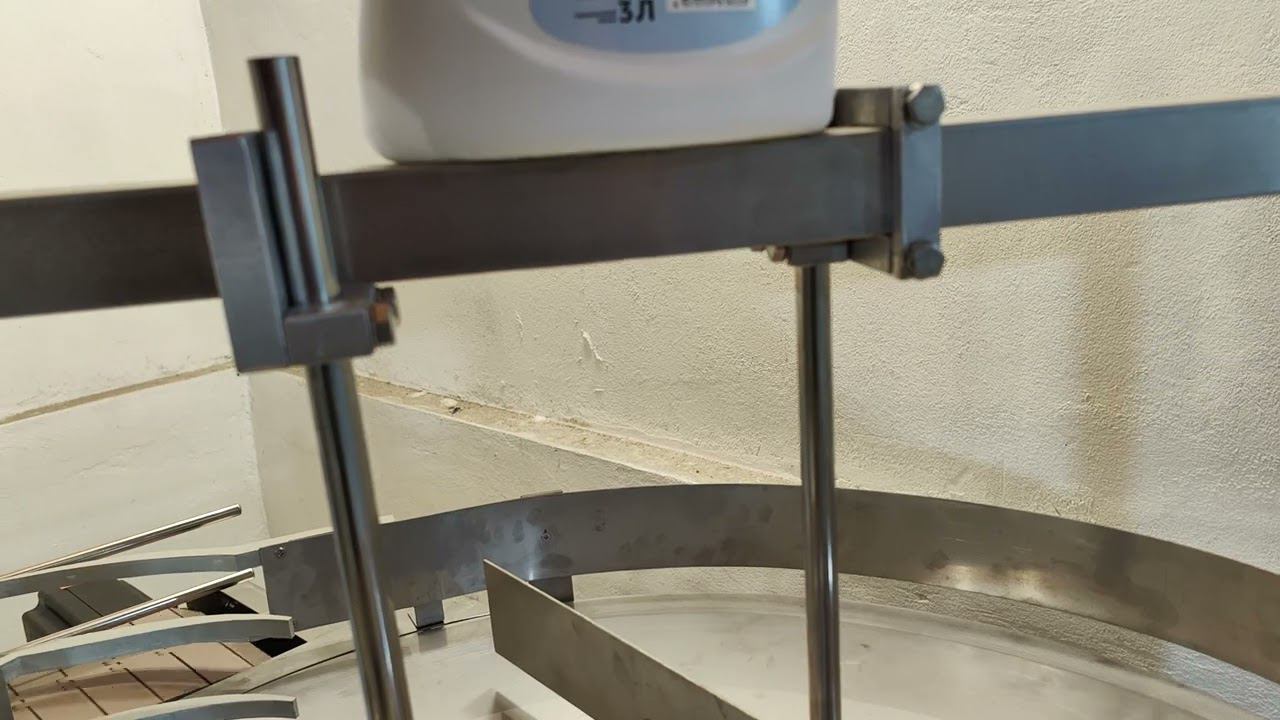 Этикетировочная машина для одной или двух этикеток - EtiKon.ru