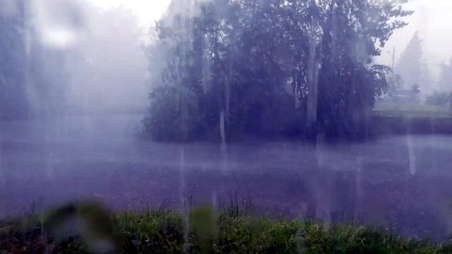 Люблю дождь! Сильный ливень с градом в Санкт-Петербурге.