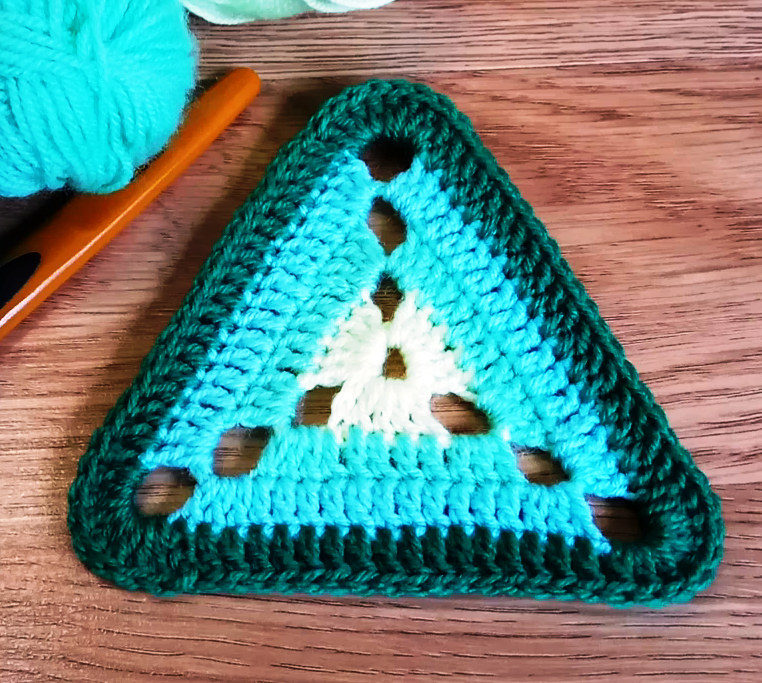 Треугольный МОТИВ крючком. Просто, но интересно! Мастер-класс со схемой