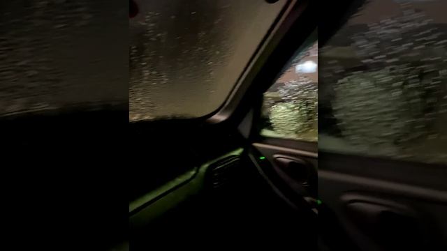 Ледяной дождь уже на подступах к московскому региону, будьте осторожны - Москва 24