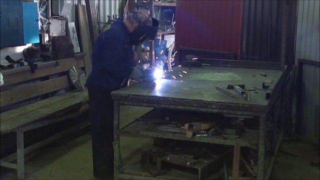 Сварка полуавтомат. Болт и Гайка.