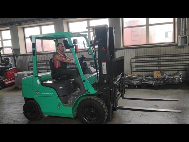 Погрузчик mitsubishi 2,5т