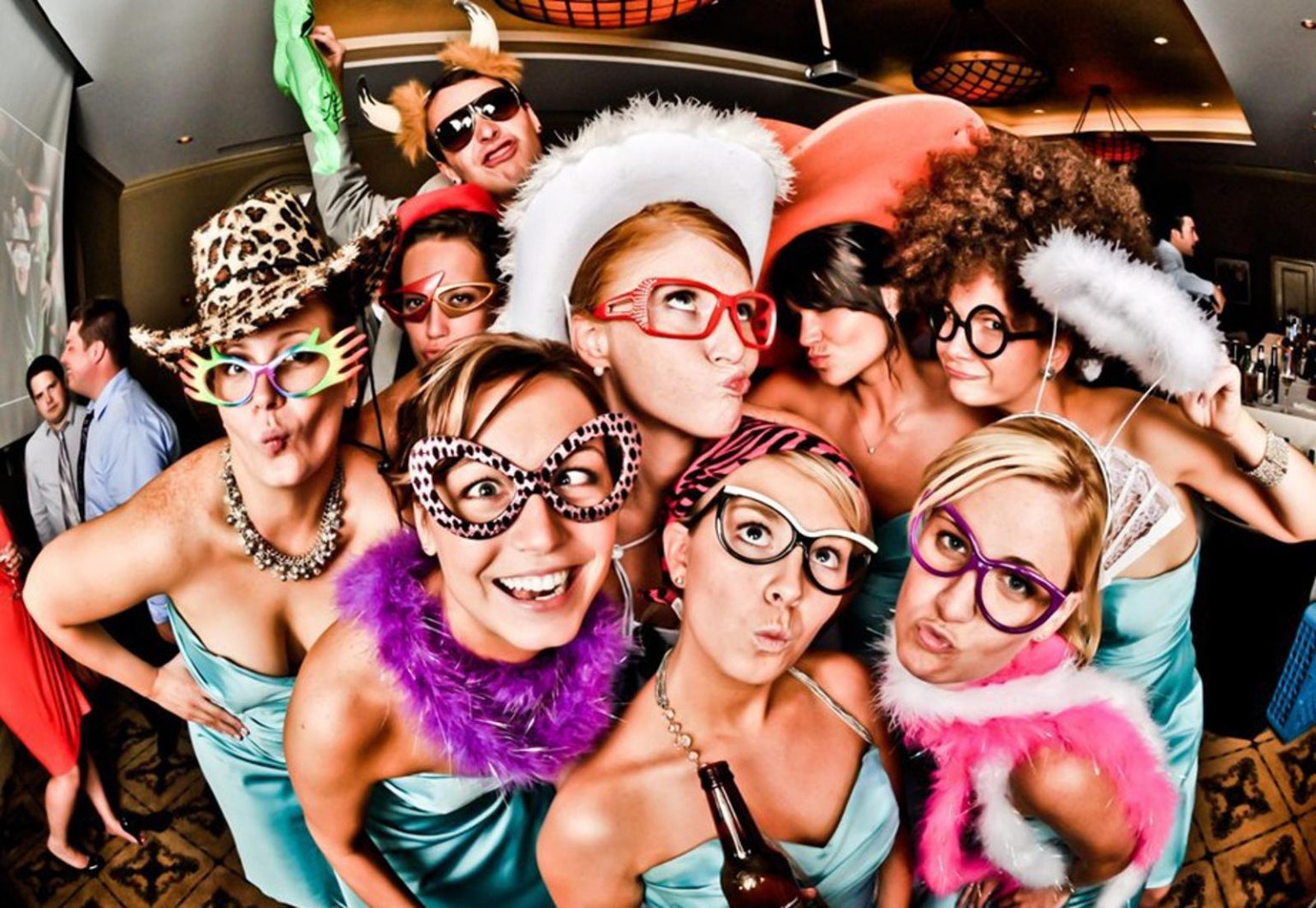 Владимир Че - Корпоратив ) Сола Монова ))) Премьера клипа - 2021 #VerticalVideoChe