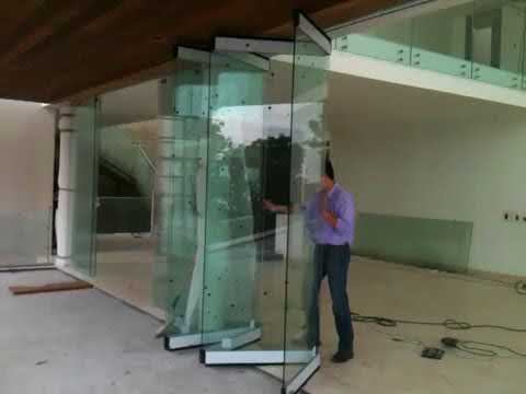 Трансформируемая перегородка типа "гармошка"