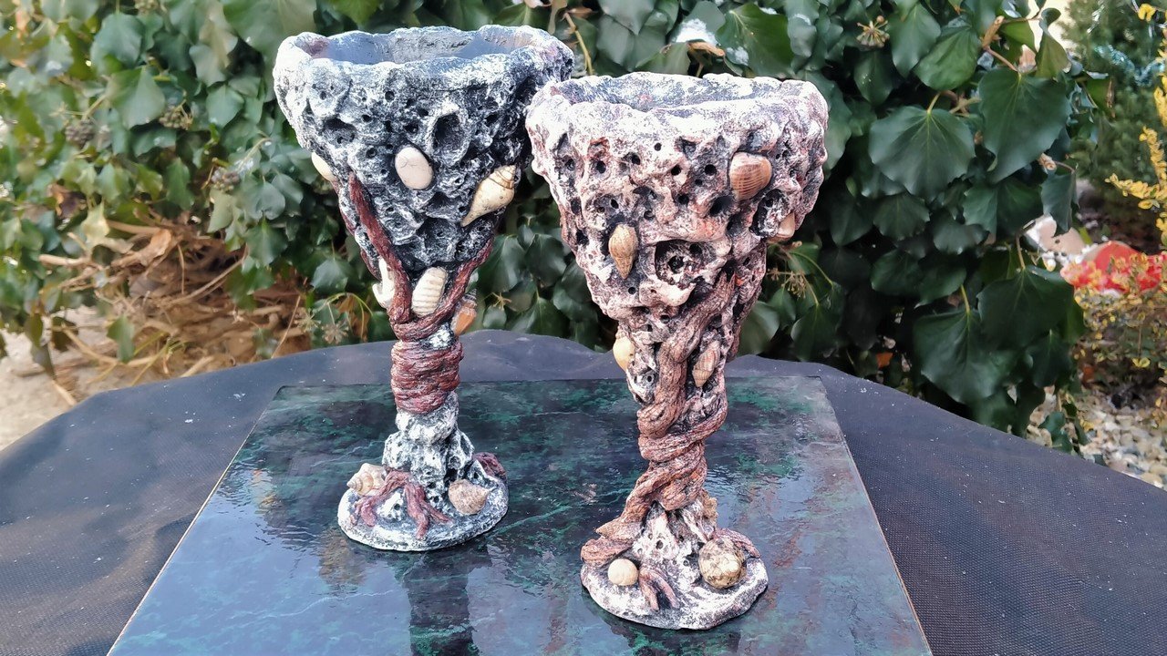 Бокал с ракушками и камнями из цемента своими руками