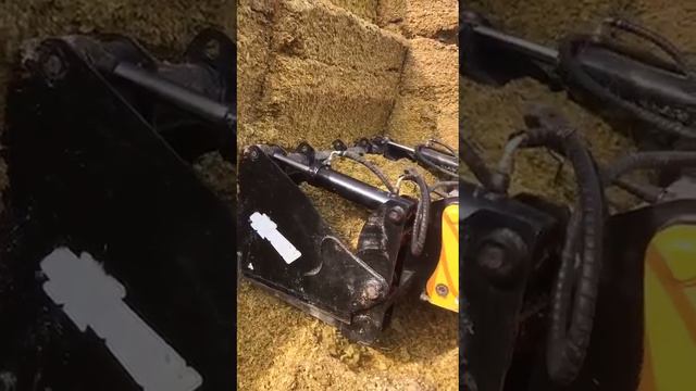 Резчик силоса Exten RZ1800 на фронтальном погрузчике Lonking