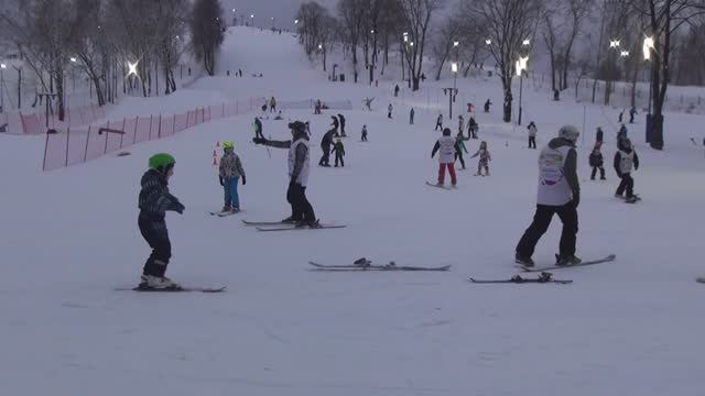 Дети с нуля на Горные Лыжи за 7 дней. Инструктор Виталий Балакин, ПроРайд Скул Лата Трэк Крылатское