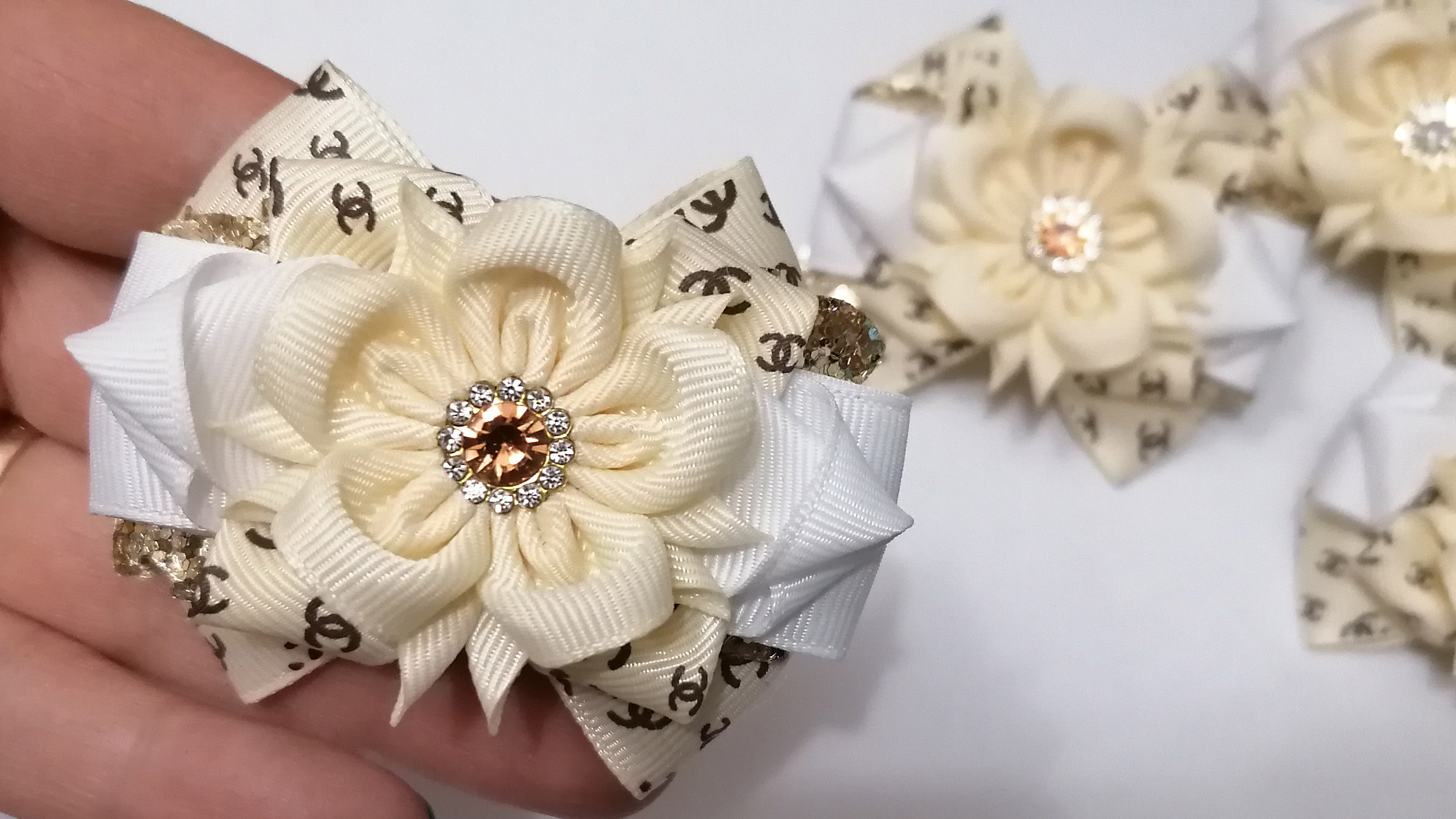 ? Теперь только миниатюрные бантики! DIY! camellia bows ?.mp4