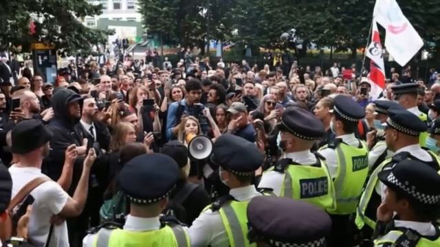 Катастрофа в БРИТАНИИ! Британцы выносят СМЕРТНЫЙ ПРИГОВОР правительству!