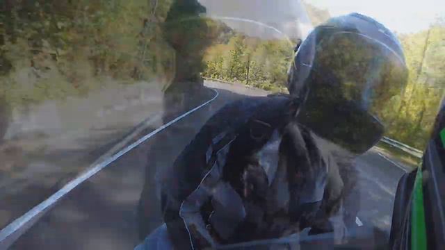 С женой  в Сочи на kawasaki z400 2020