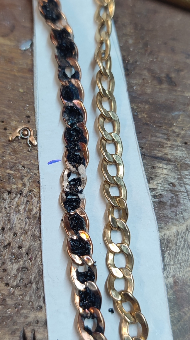 грязь в пустотелых цепочках