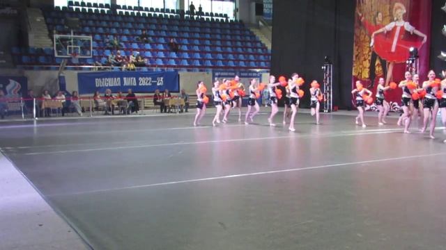 "Черлидинг" х\к команды "Металлург".