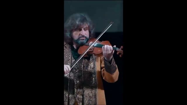 Лучший подарок на предстоящие праздники - 23 февраля и 8 марта - билет на концерт!