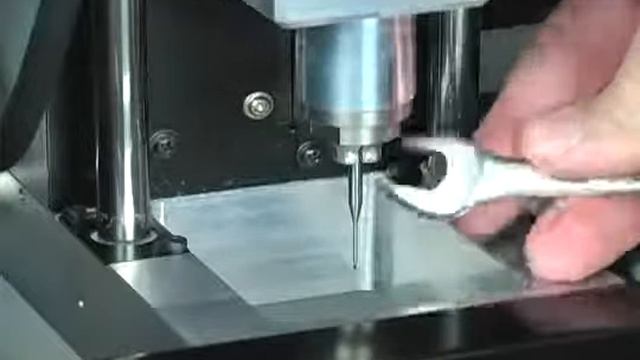 На этом видео показан принцип действия фрезера