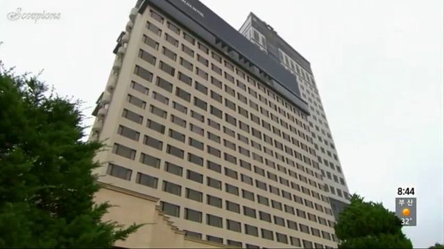 Женская комната 1 сезон 12 серия