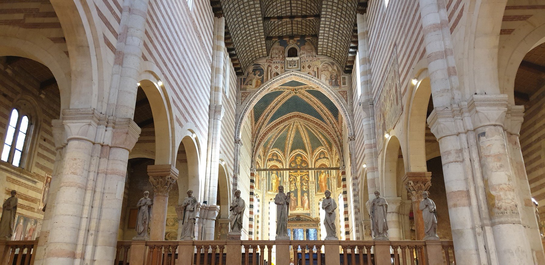 201909 Италия Верона Chiesa di Santa Anastasia